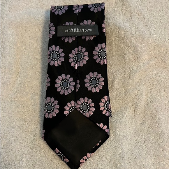 croft & barrow | Accessories | Croft Barrow Black And Pink Floral Tie ...